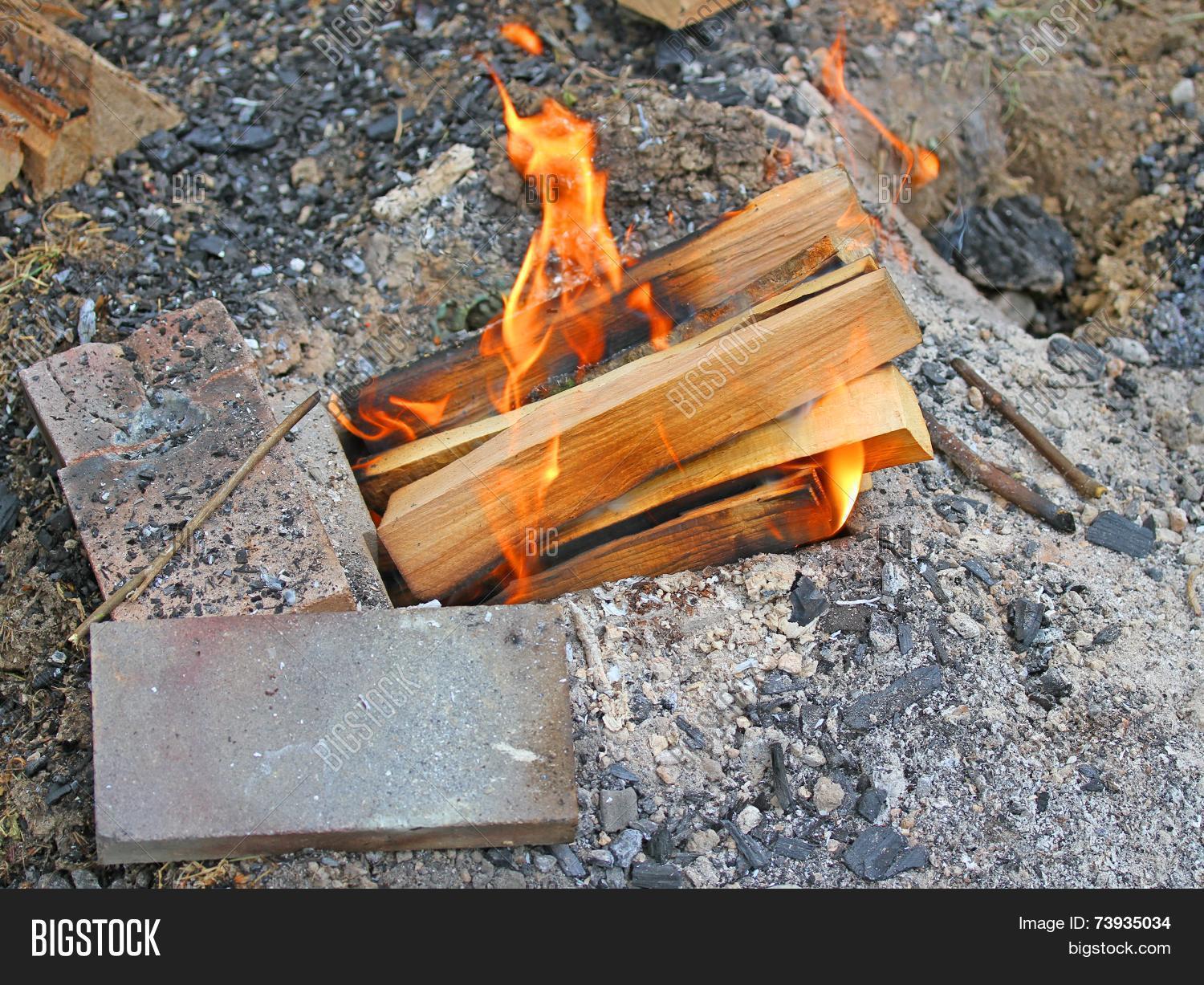 Fire Embers Wood Image & Photo (Free Trial) | Bigstock