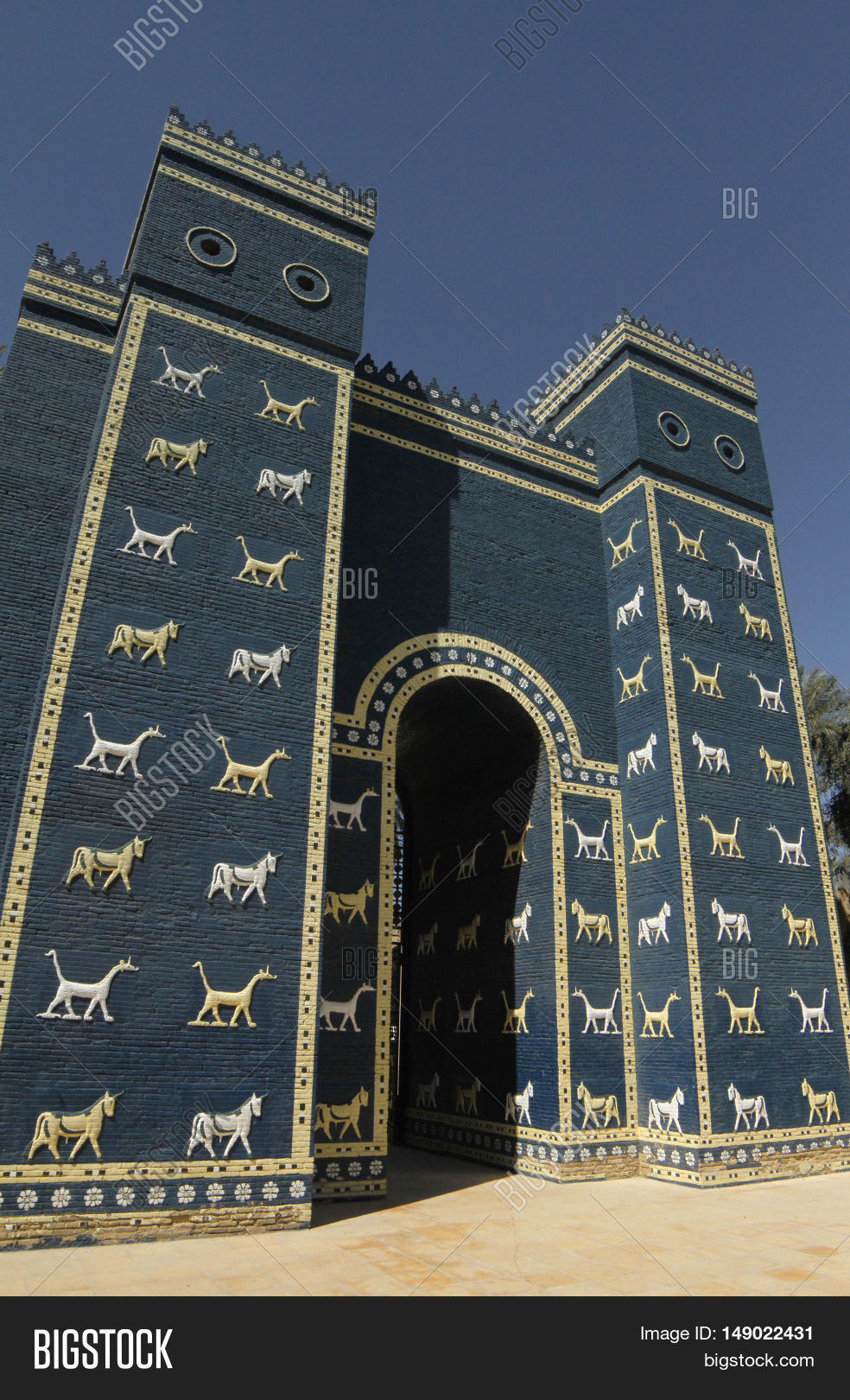 Replica Ishtar Gate Image & Photo (Free Trial) | Bigstock