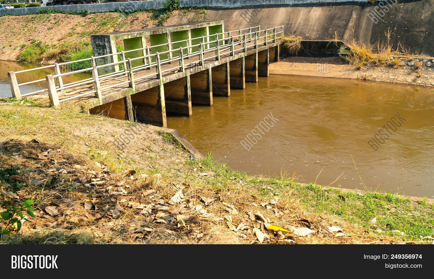 Sluice Gate, Gates Image & Photo (Free Trial) | Bigstock