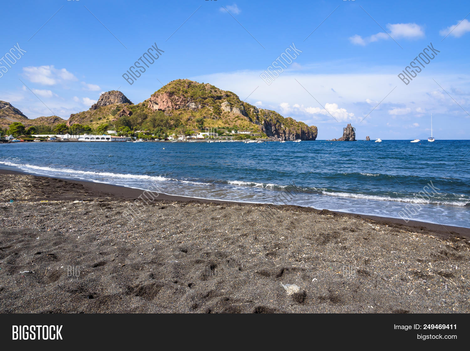 Black Volcanic Beach Image & Photo (Free Trial) | Bigstock