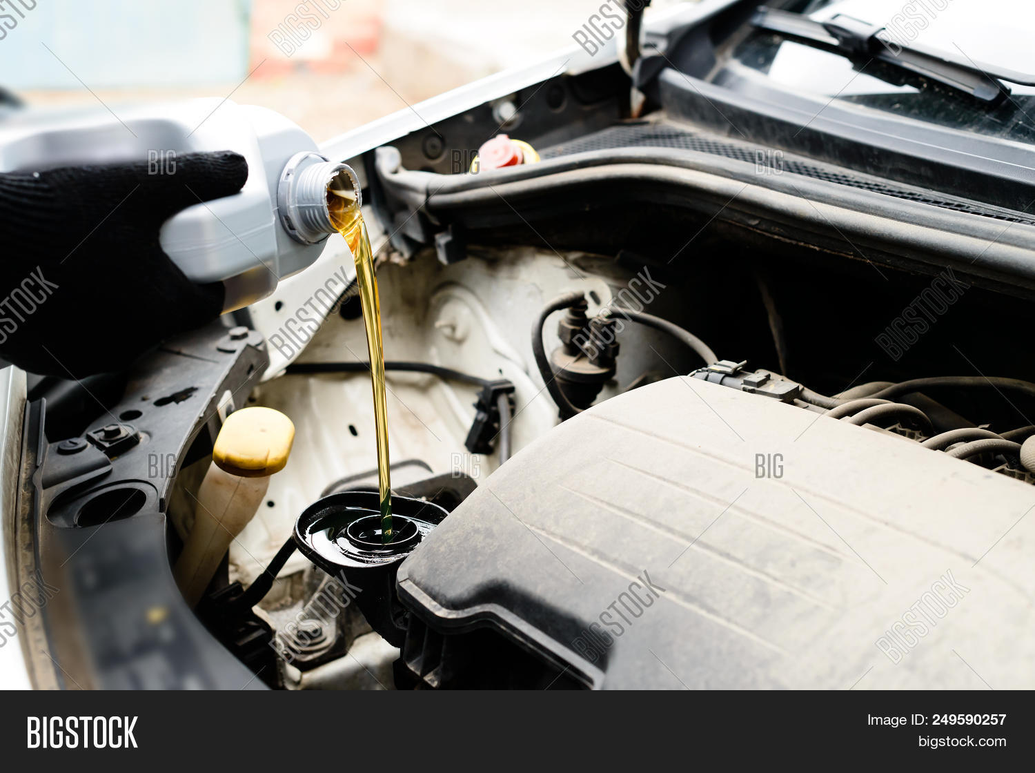 Fresh Oil Being Poured Image & Photo (Free Trial) | Bigstock