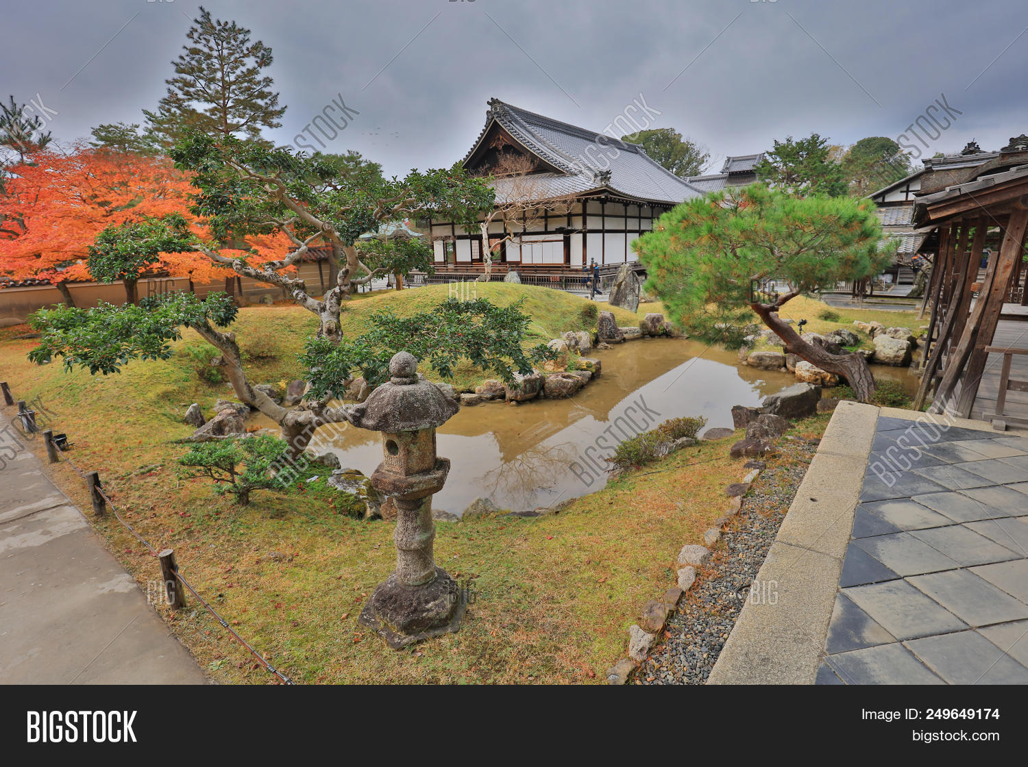 Main Gate He Zen Image & Photo (Free Trial) | Bigstock