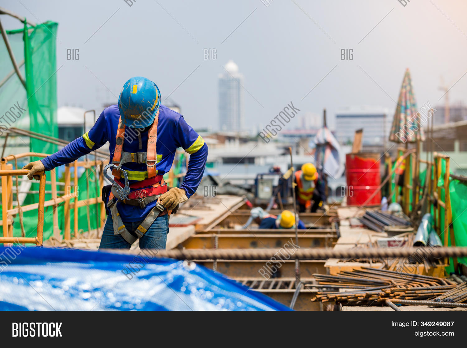 Builder Worker Safety Image & Photo (Free Trial) | Bigstock