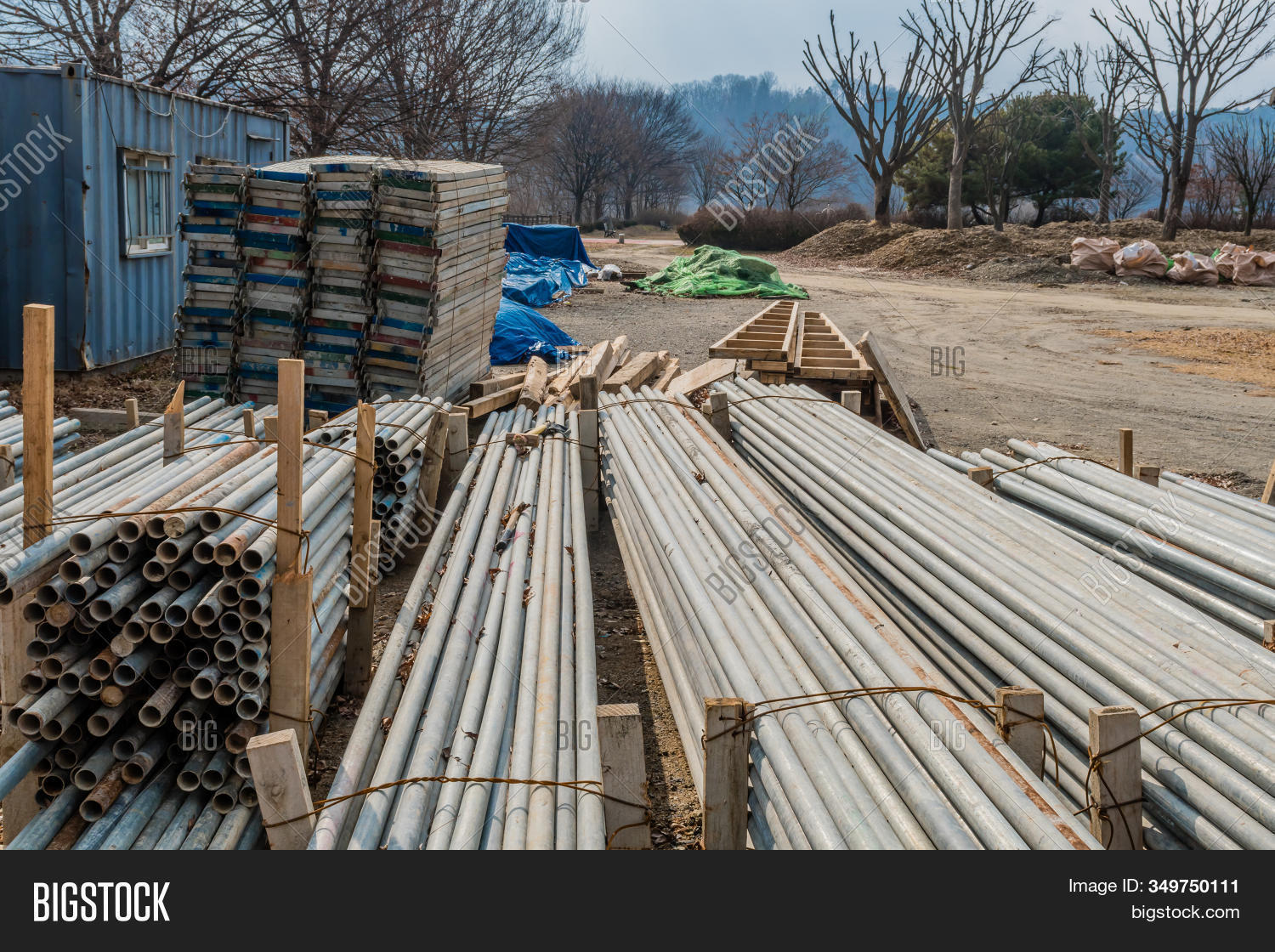 Scaffolding Rods Image & Photo (Free Trial) | Bigstock