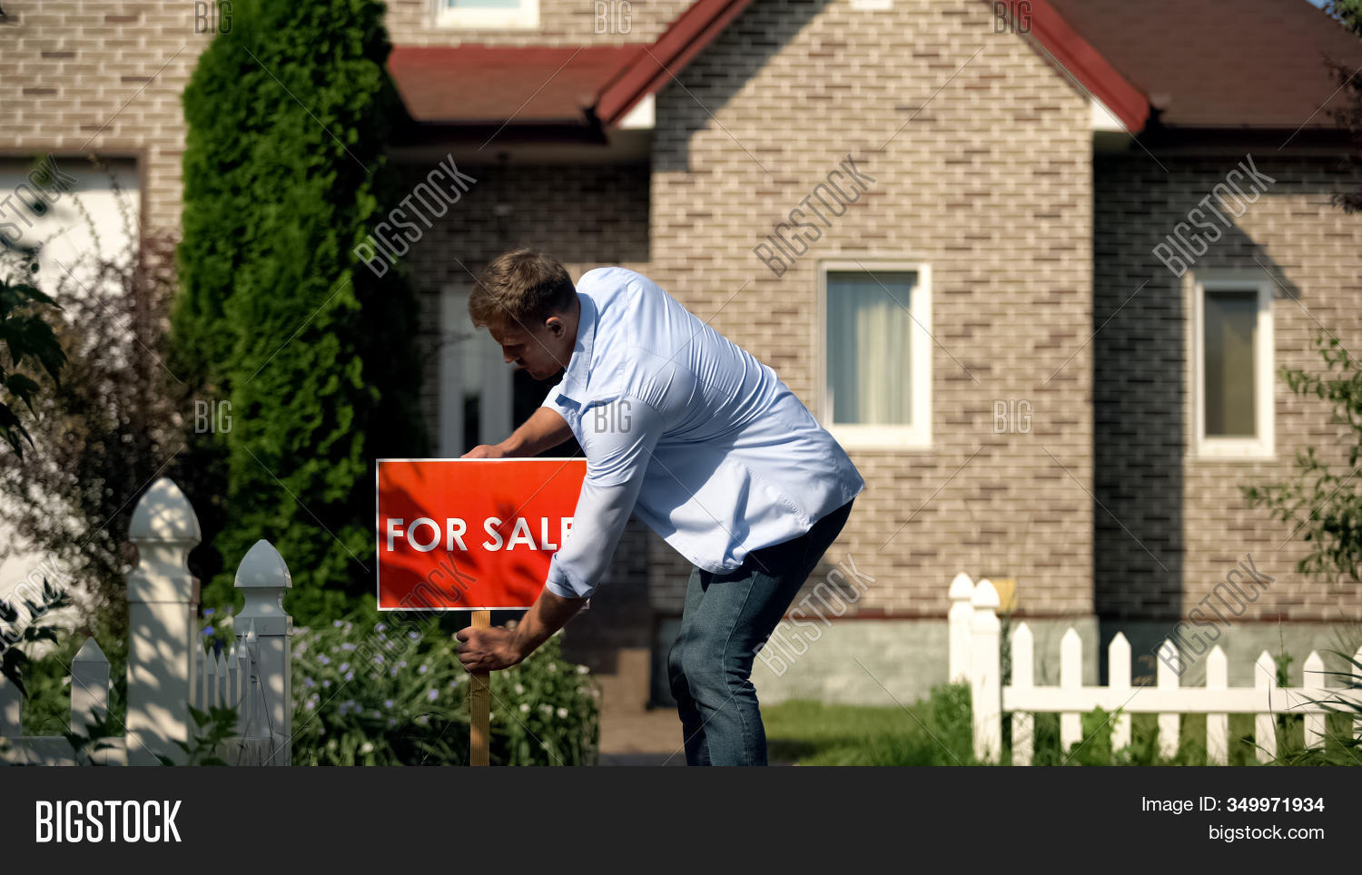 House Owner Installing Image & Photo (Free Trial) | Bigstock