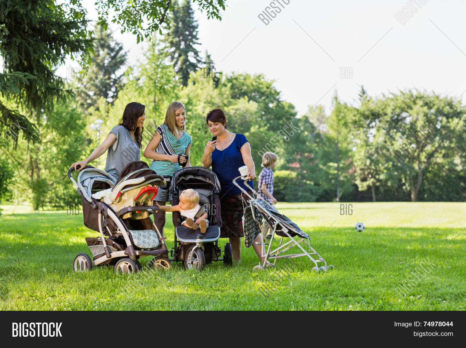 Happy Mothers Baby Image & Photo (Free Trial) | Bigstock