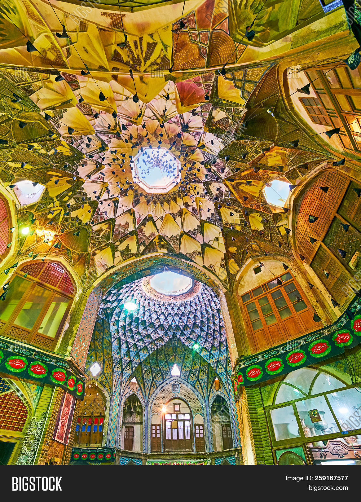 Kashan, Iran - October Image & Photo (Free Trial) | Bigstock