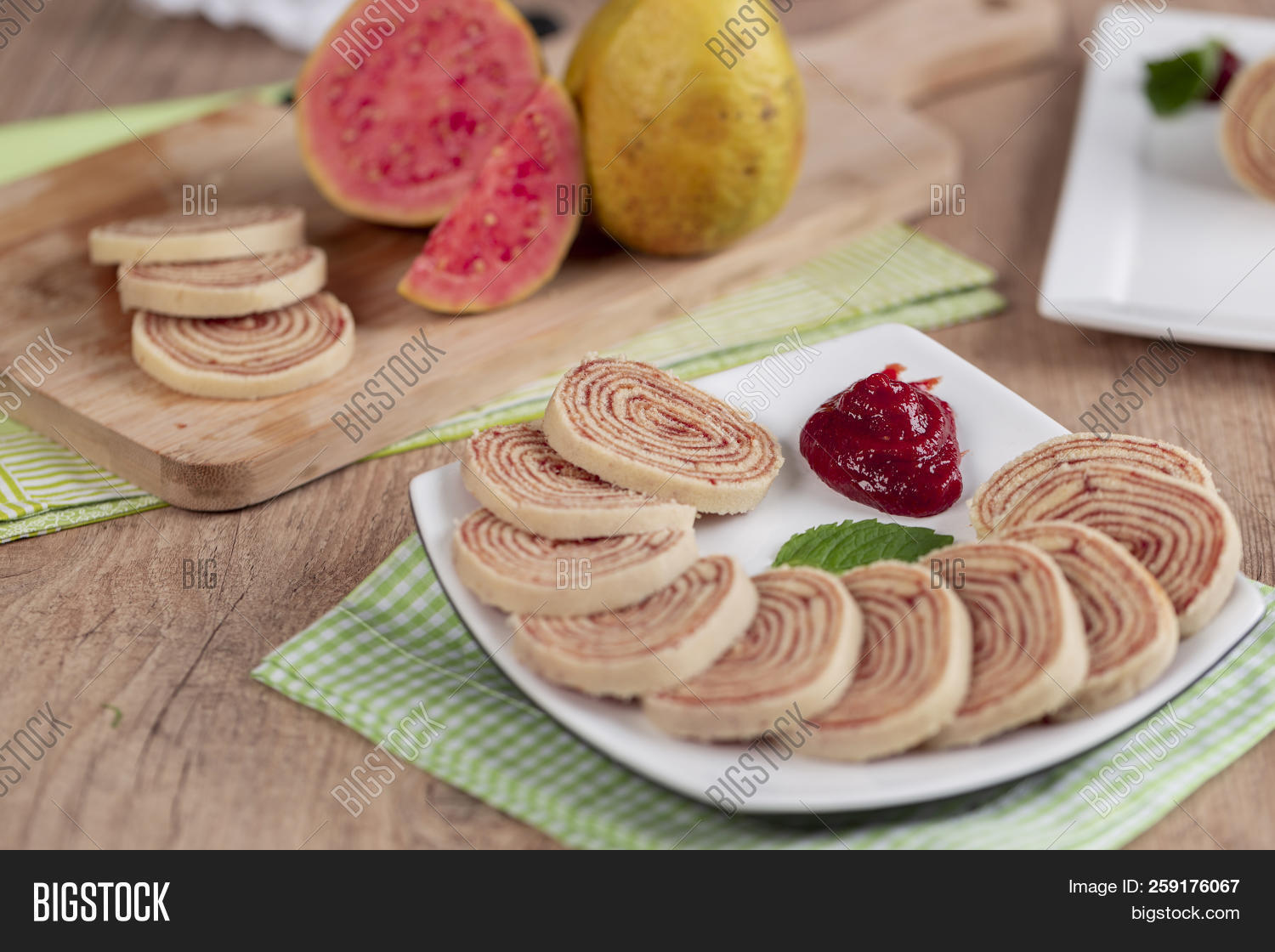 Bolo De Rolo (swiss Image & Photo (Free Trial) | Bigstock