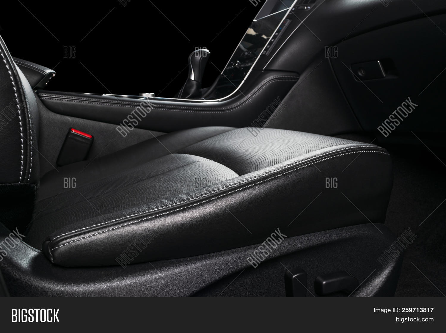 Modern Luxury Car Image & Photo (Free Trial) | Bigstock