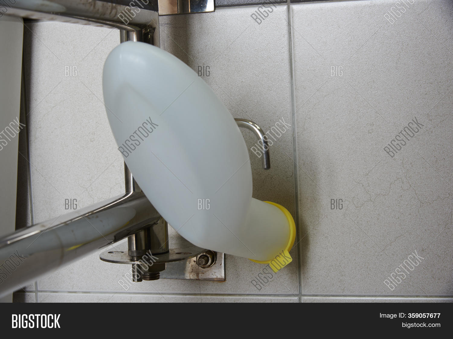 Plastic Portable Urine Image & Photo (Free Trial) | Bigstock