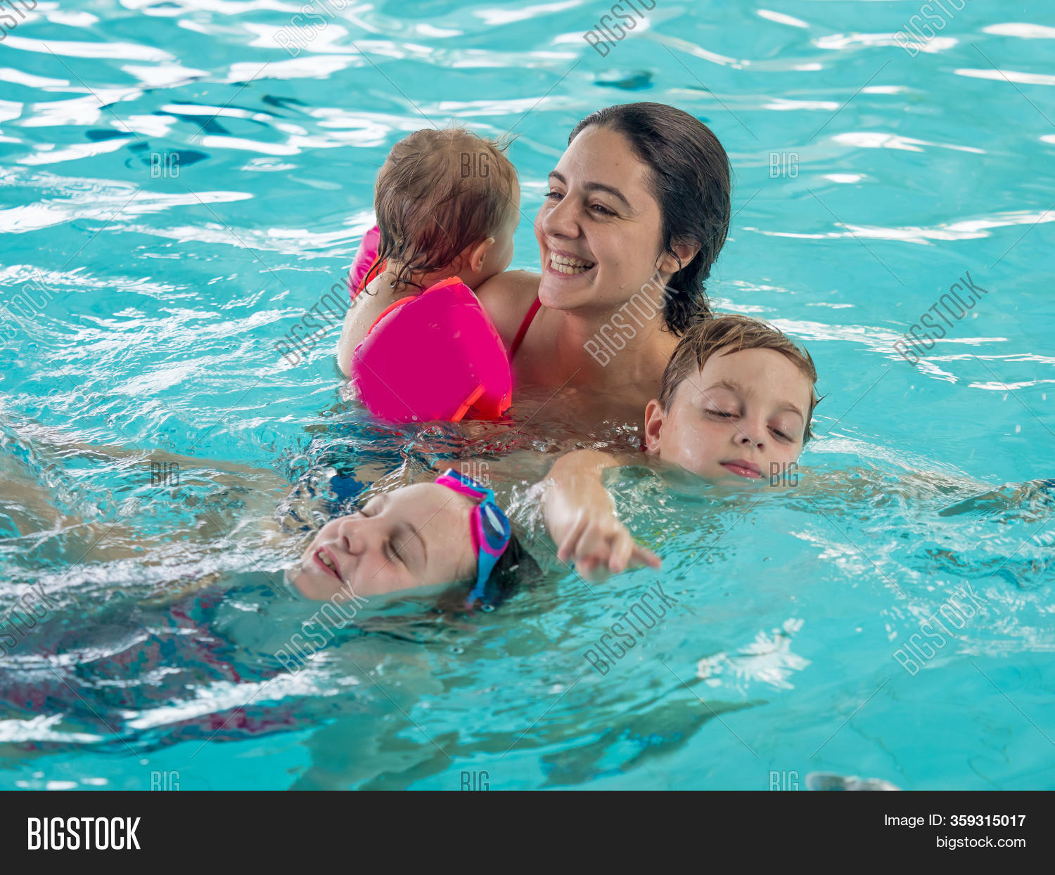 Mother Children Pool Image & Photo (Free Trial) | Bigstock