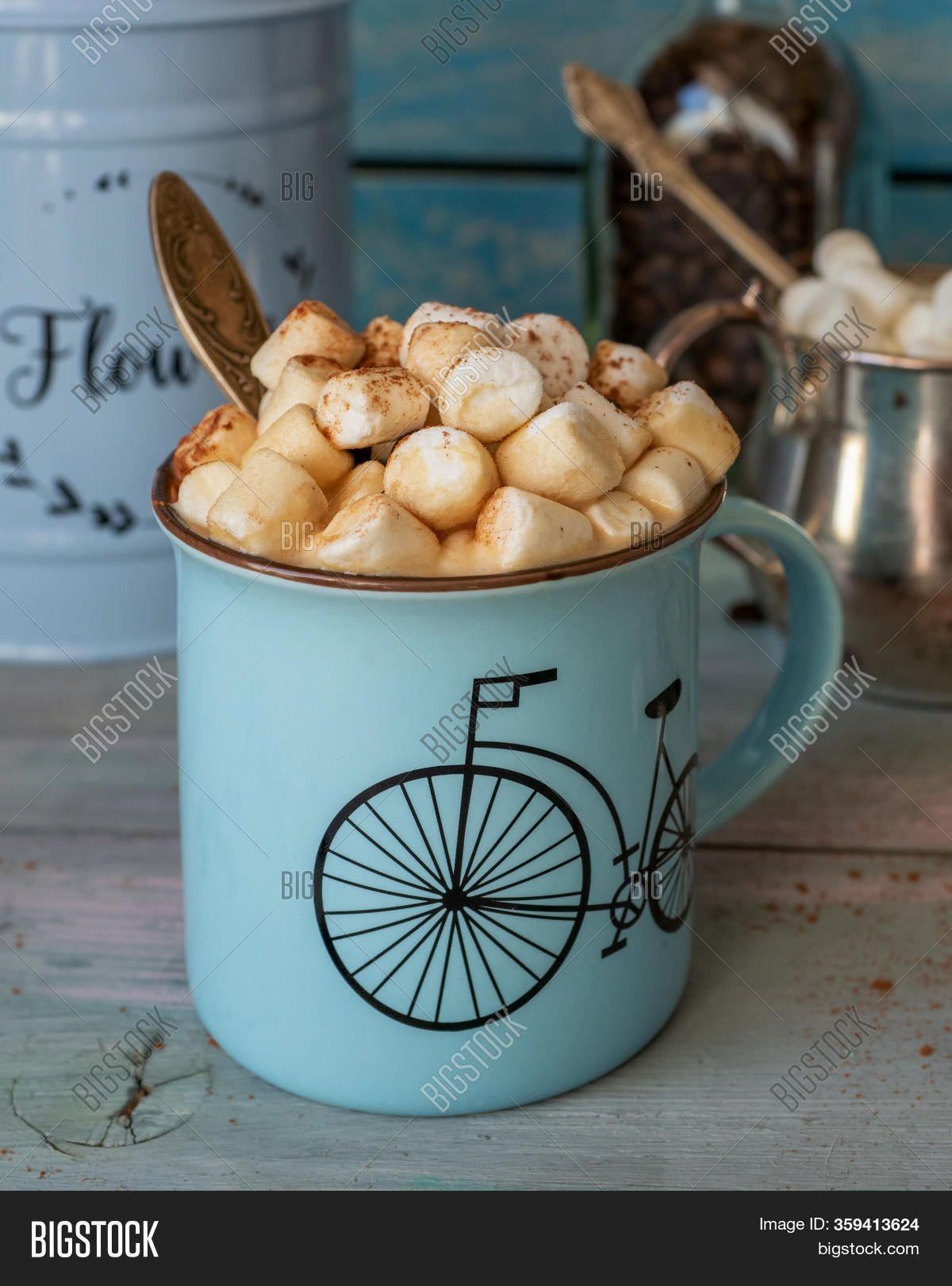Coffee Generously Image & Photo (Free Trial) | Bigstock