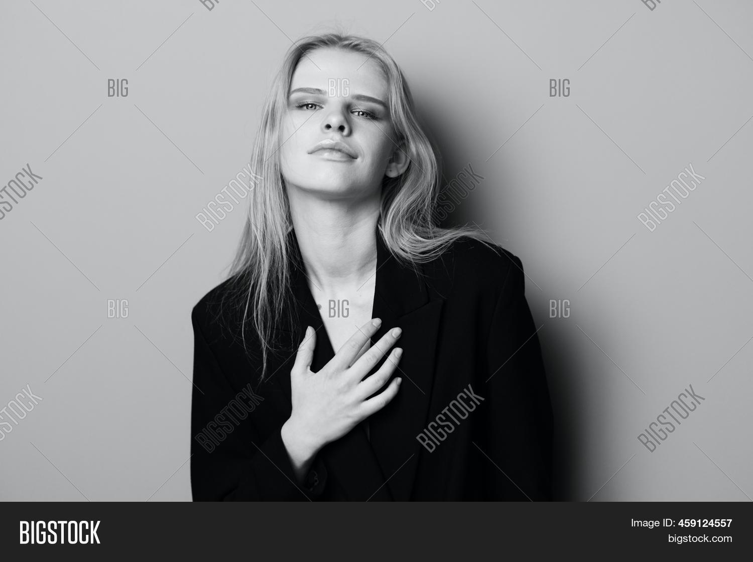 Sexy Expressive Image & Photo (Free Trial) | Bigstock