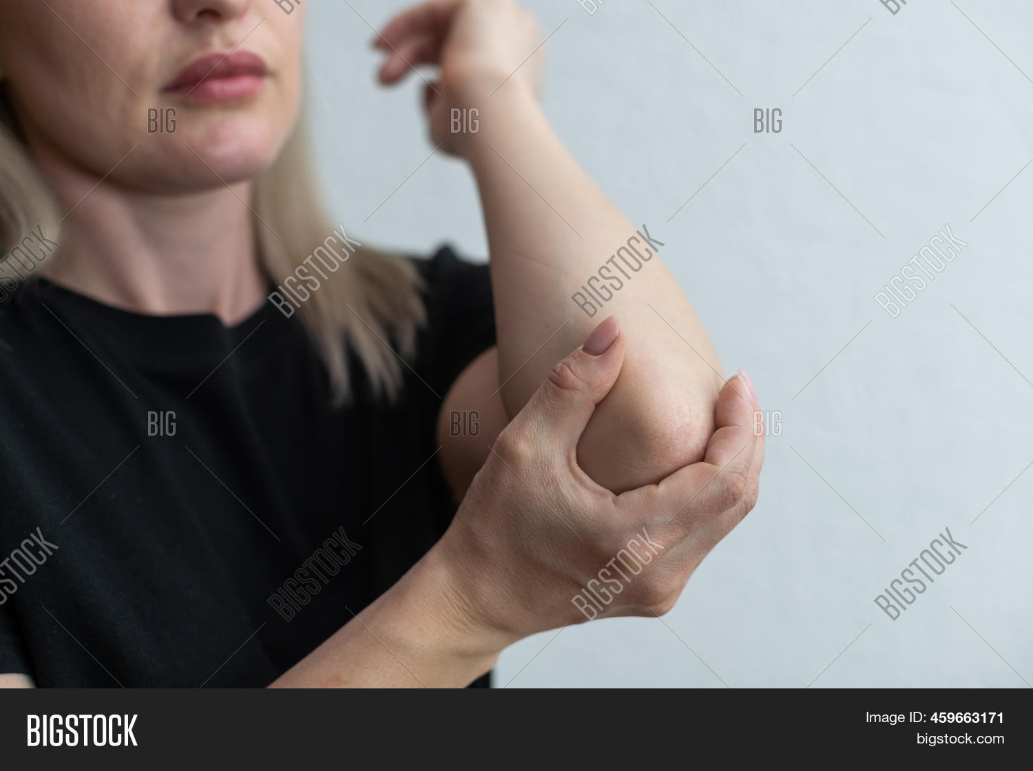 Women Elbow Pain, Image & Photo (Free Trial) | Bigstock