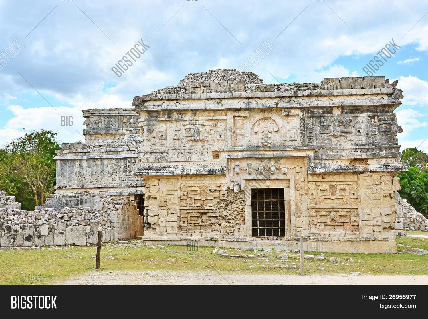Chichen Itza, Mexico Image & Photo (Free Trial) | Bigstock