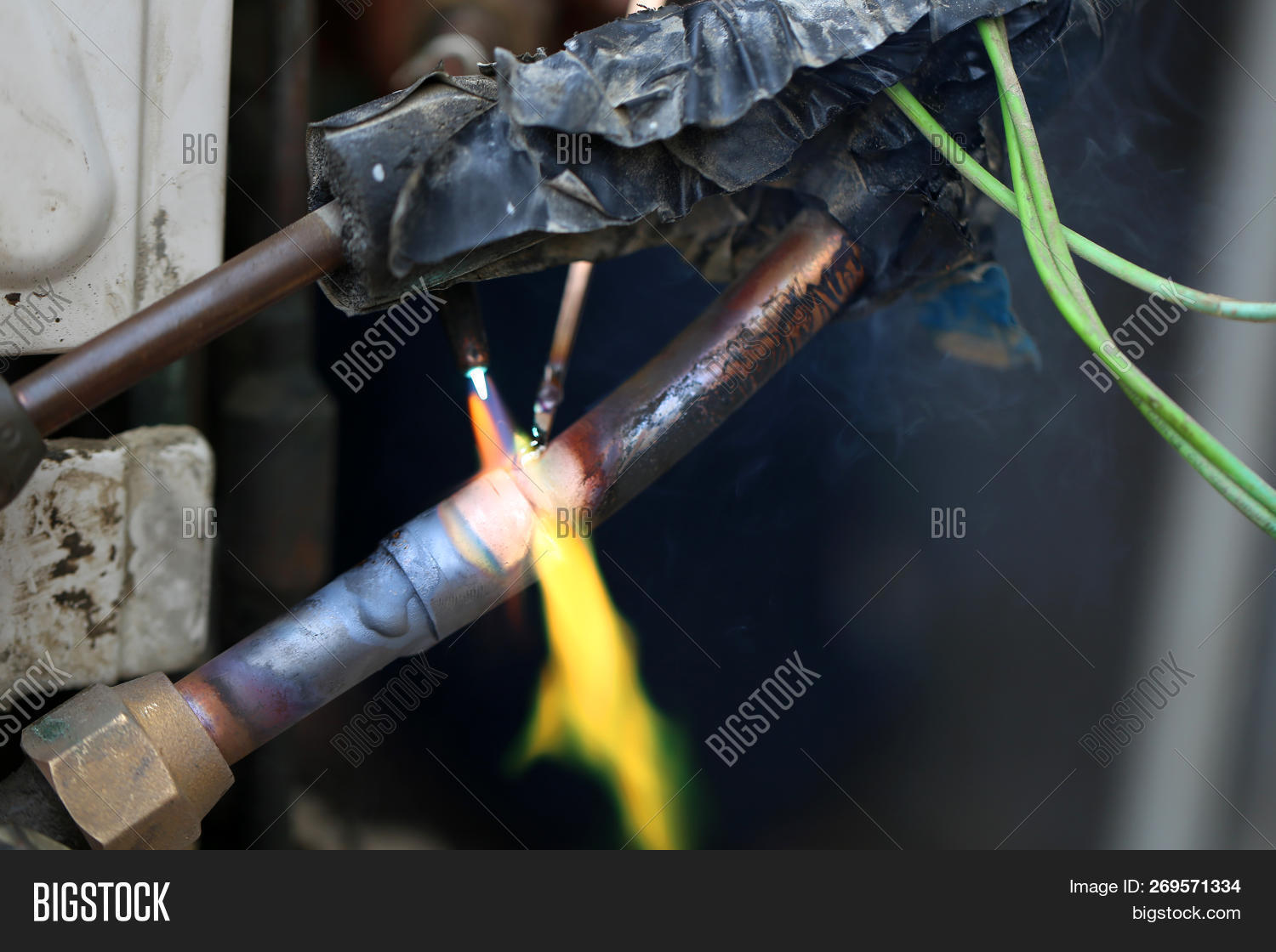 Technician Soldering Image & Photo (Free Trial) | Bigstock