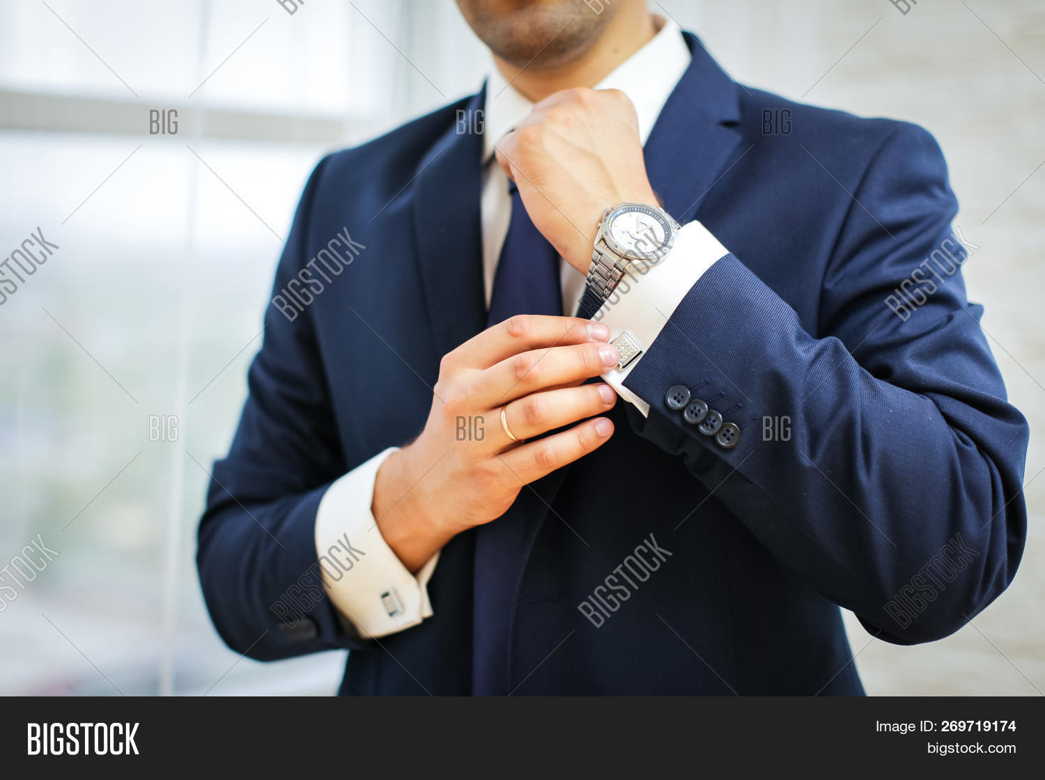 Close- Man Suit Watch Image & Photo (Free Trial) | Bigstock