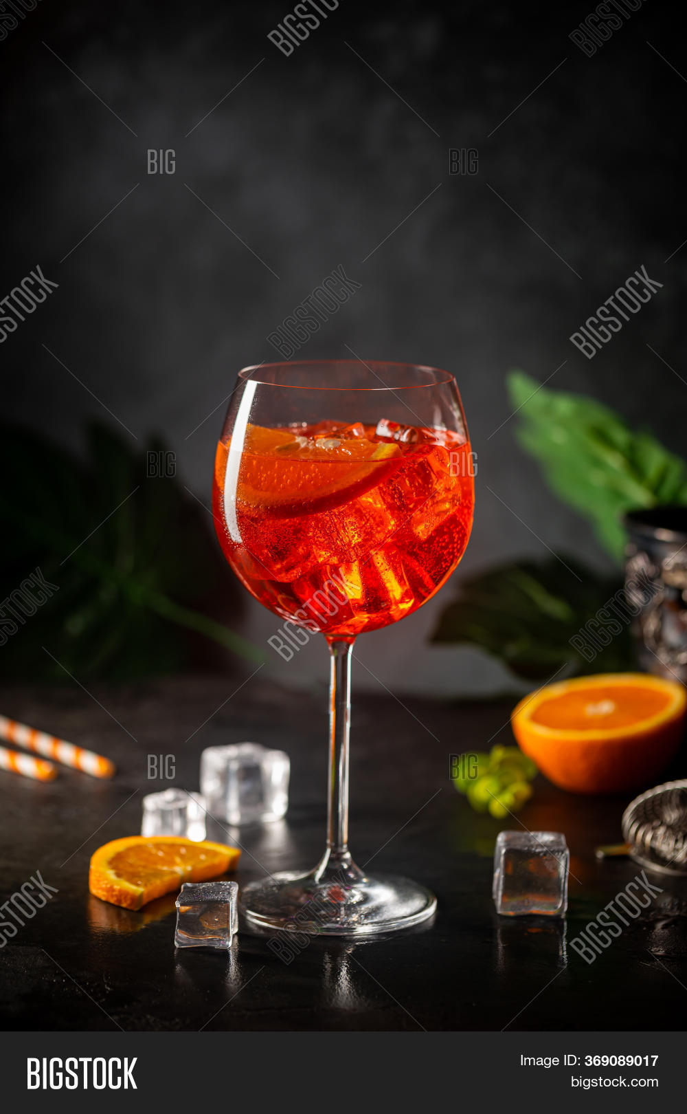 Aperol Spritz Cocktail Image & Photo (Free Trial) | Bigstock