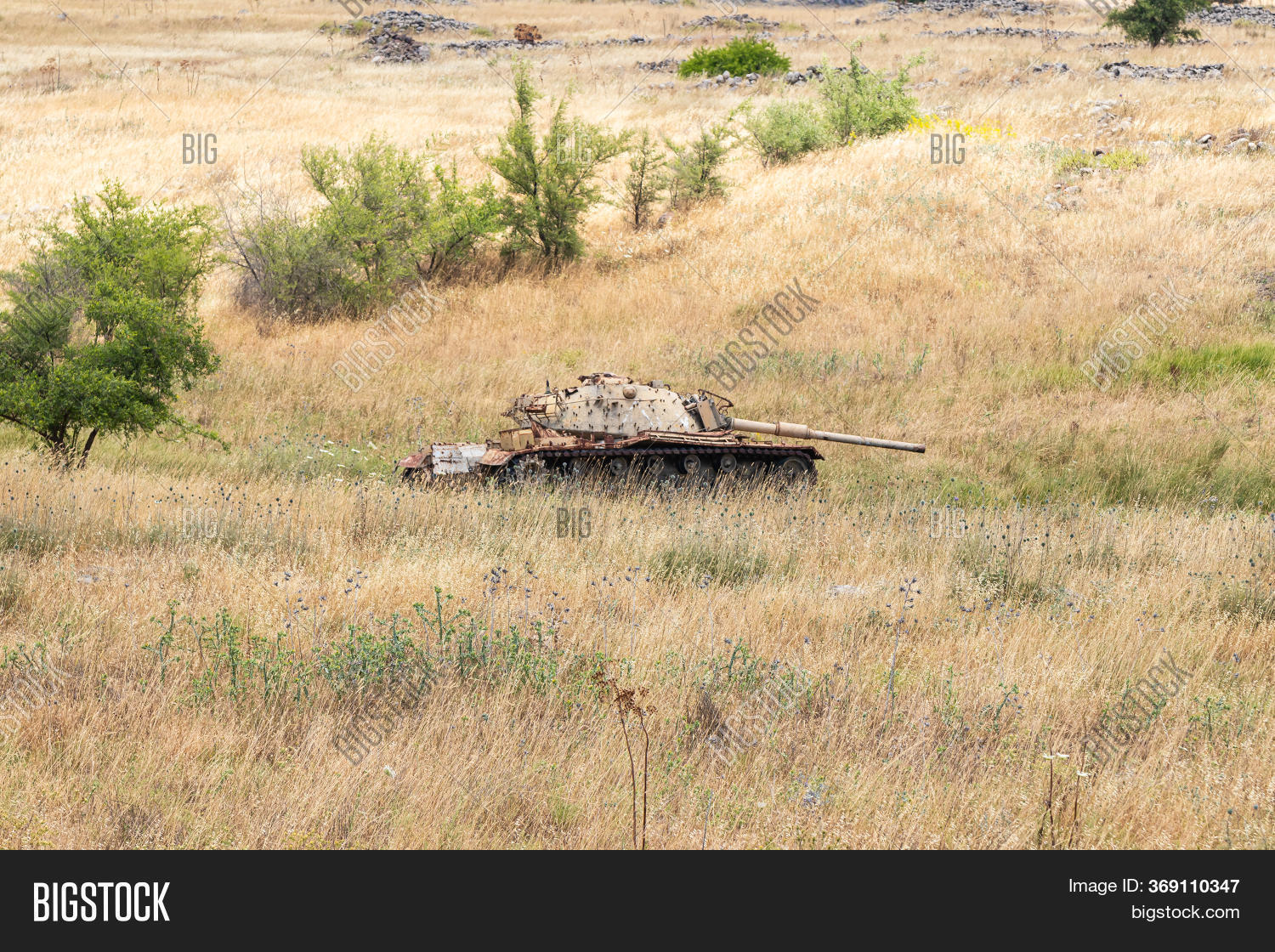 Destroyed Israeli Tank Image & Photo (Free Trial) | Bigstock