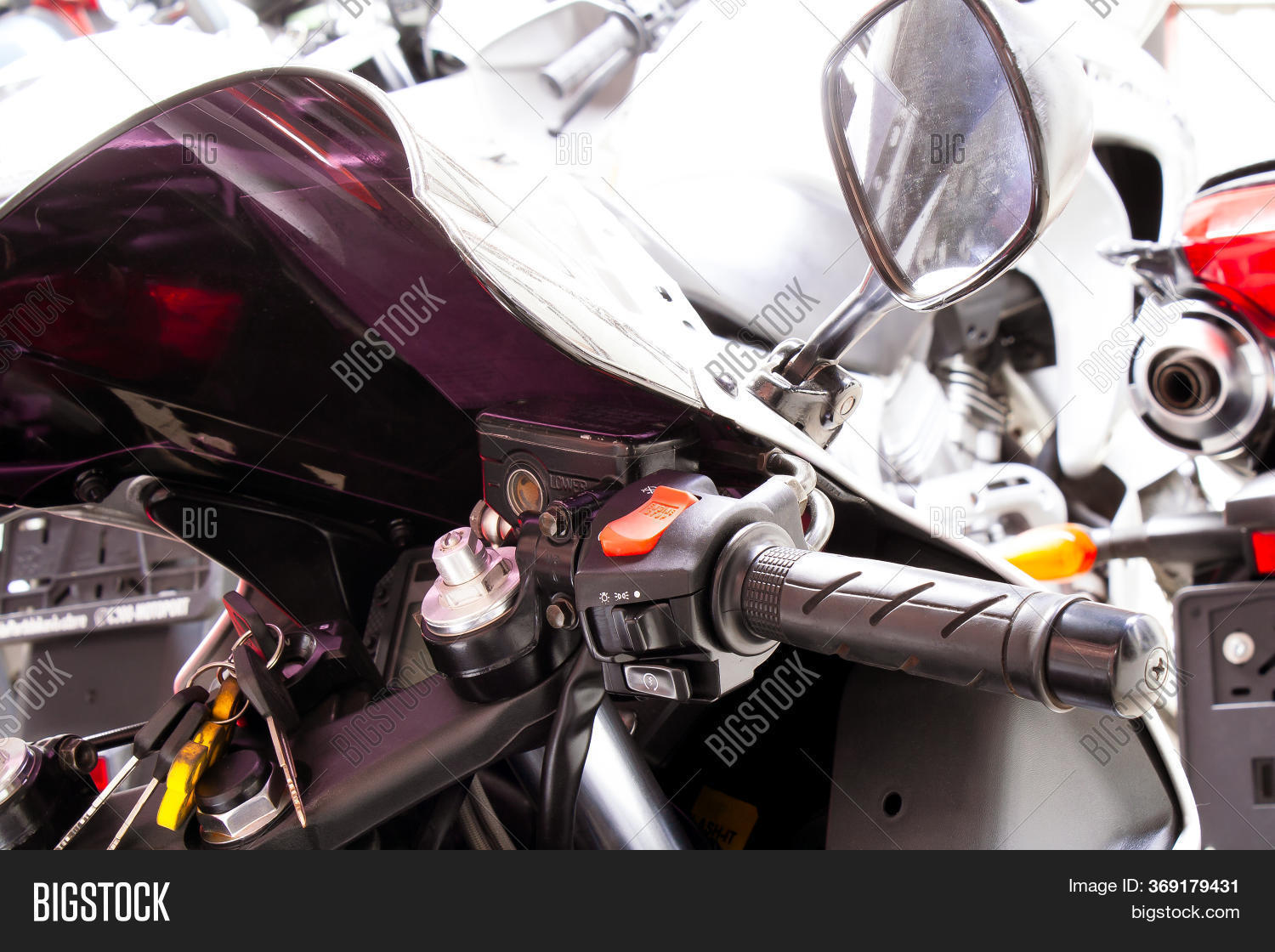 Right Side Motorcycle Image & Photo (Free Trial) | Bigstock
