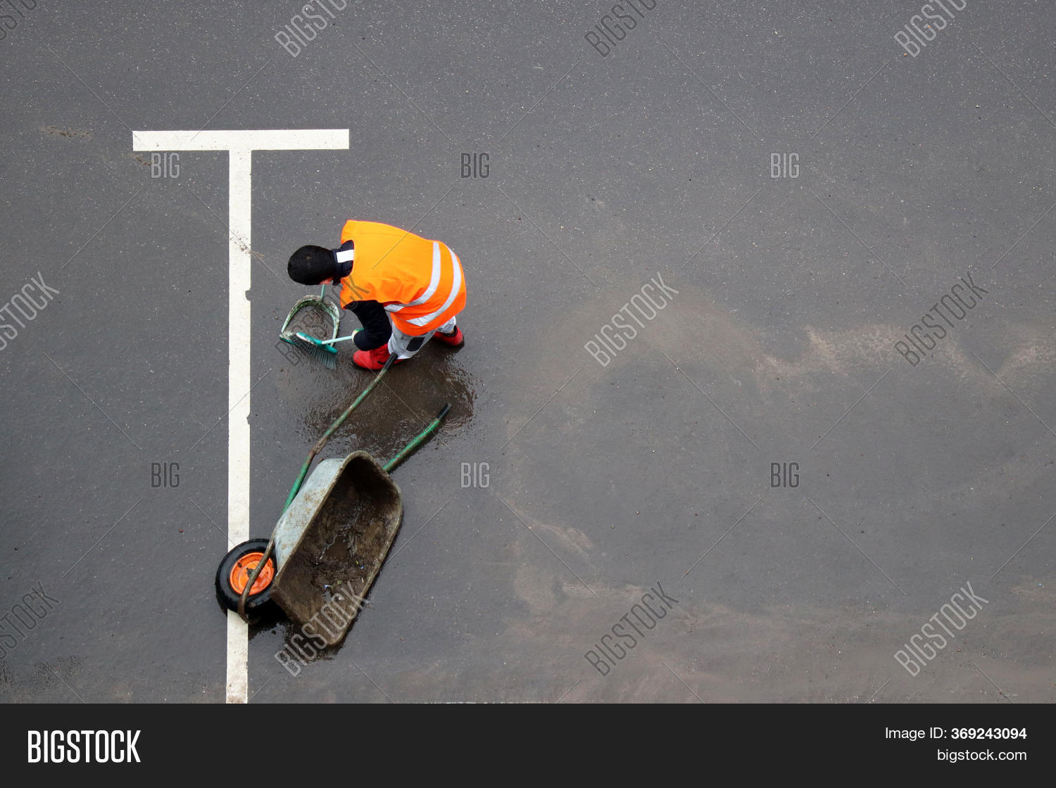 Worker Cleans Street Image & Photo (Free Trial) | Bigstock