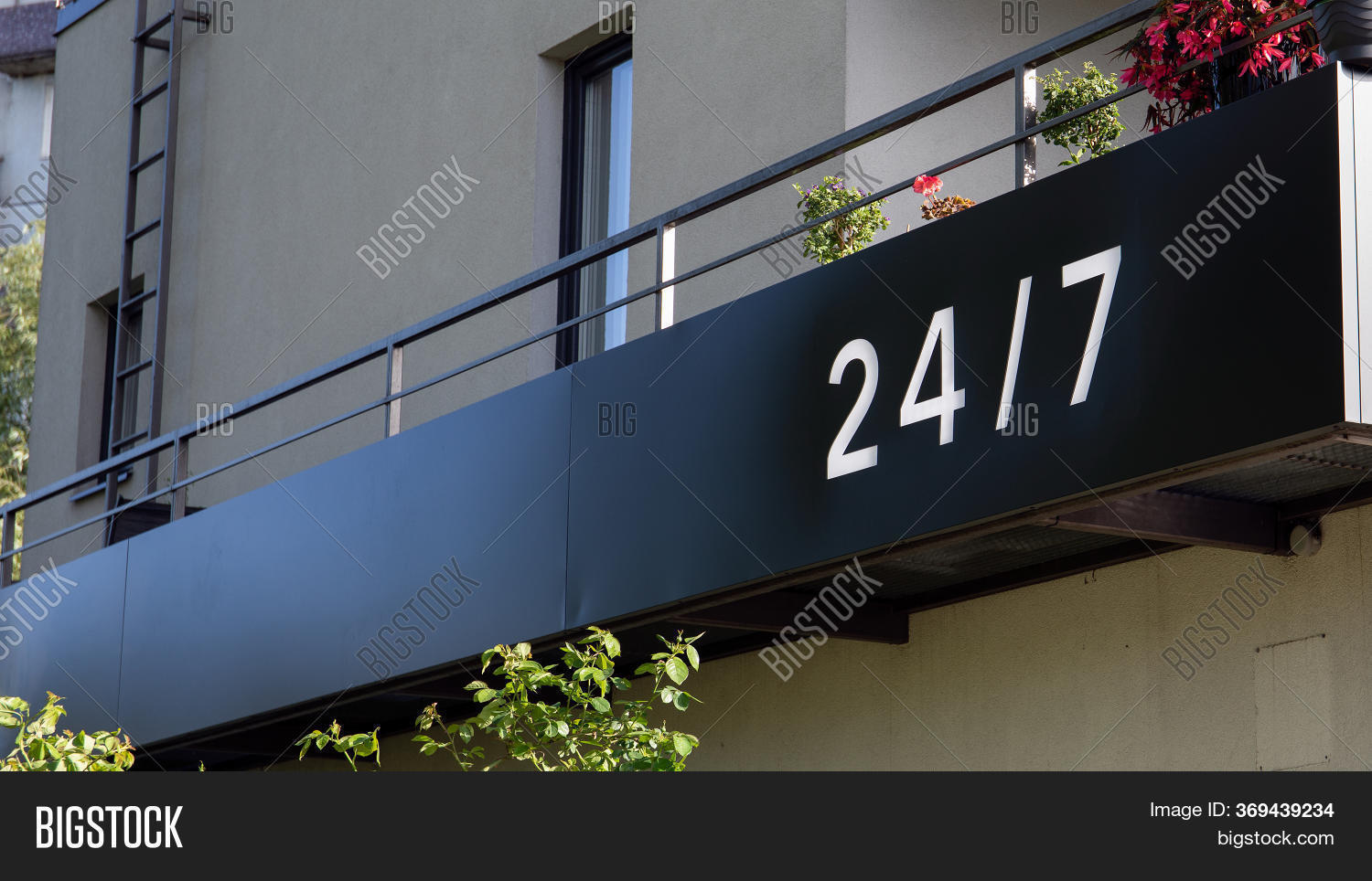 24-hour Working Hours Image & Photo (Free Trial) | Bigstock