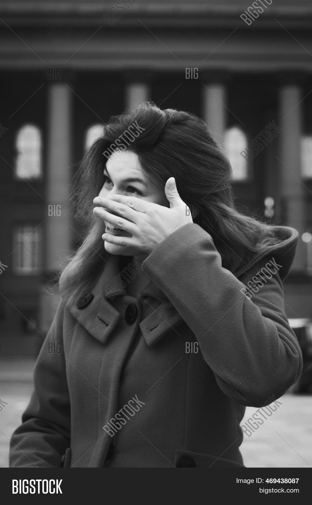 Close Woman Wiping Image & Photo (Free Trial) | Bigstock