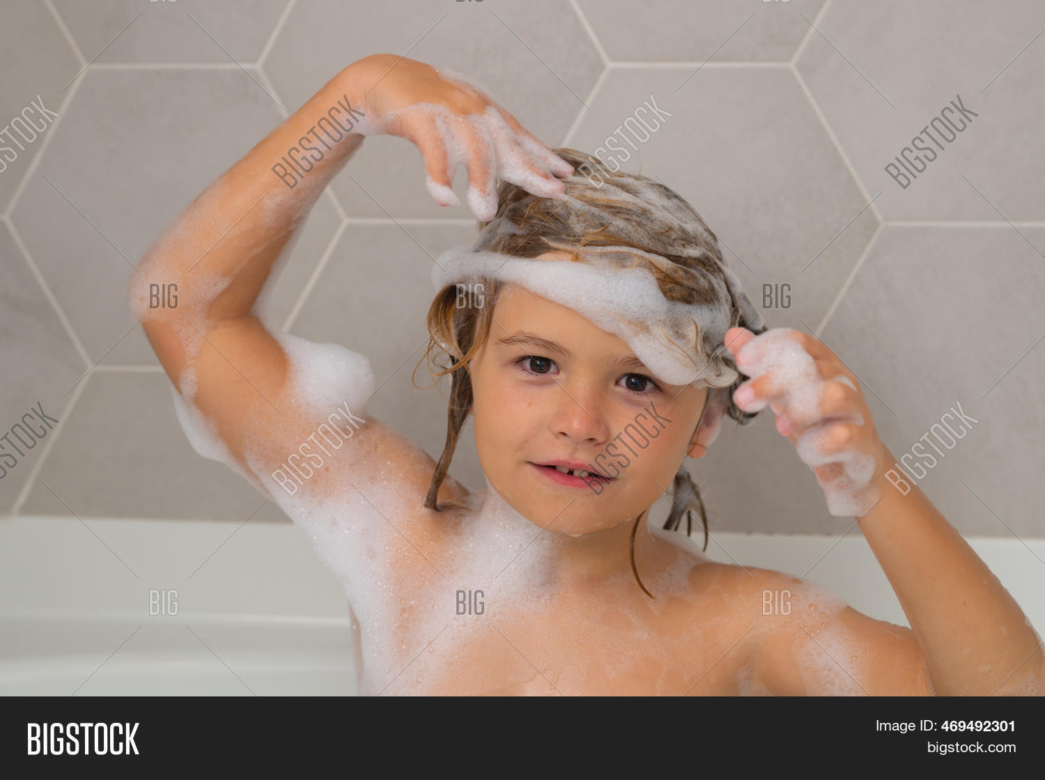 Kid Washing Hair. Kids Image & Photo (Free Trial) | Bigstock