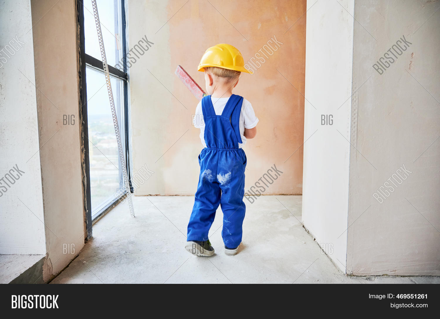 Child Checking Wall Image & Photo (Free Trial) | Bigstock