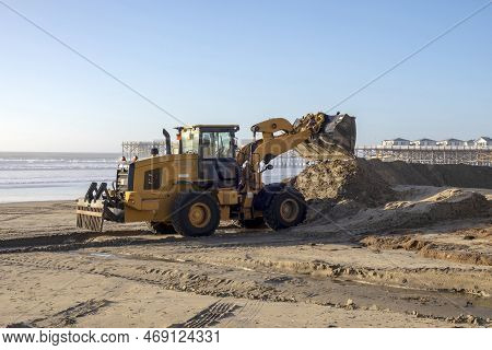 Excavator Pushing Sand Image & Photo (Free Trial) | Bigstock