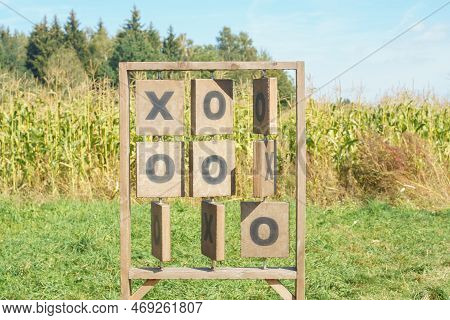 Huge Vertical Stand Image & Photo (Free Trial) | Bigstock