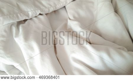 White Crumpled Blanket Image & Photo (Free Trial) | Bigstock