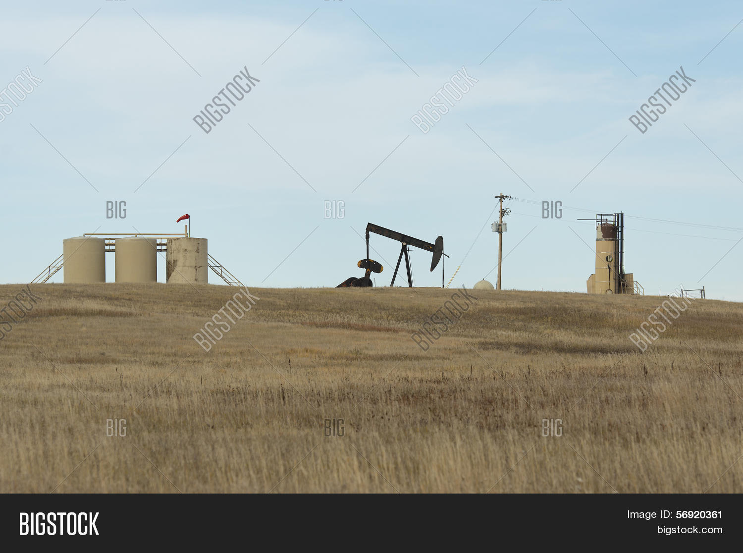 Oil Well Image & Photo (Free Trial) | Bigstock