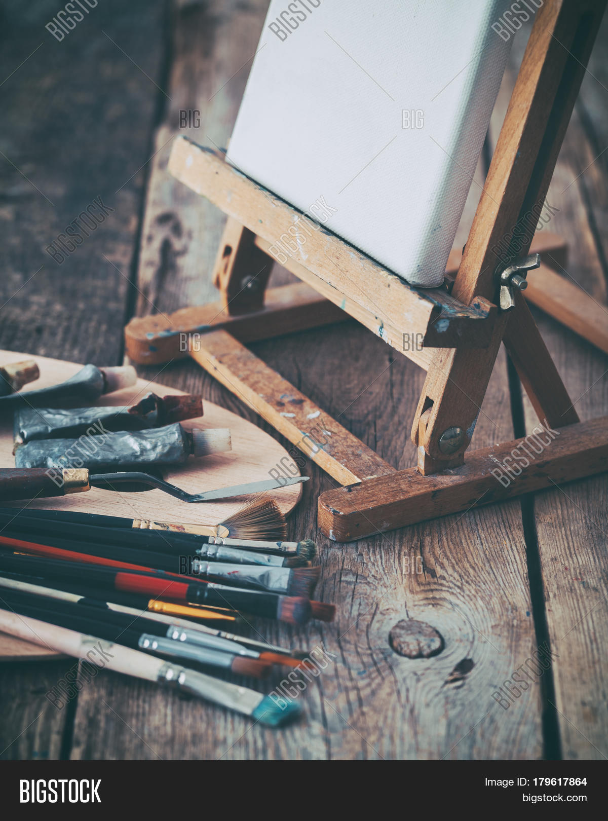 Artistic Equipment: Image & Photo (Free Trial) | Bigstock