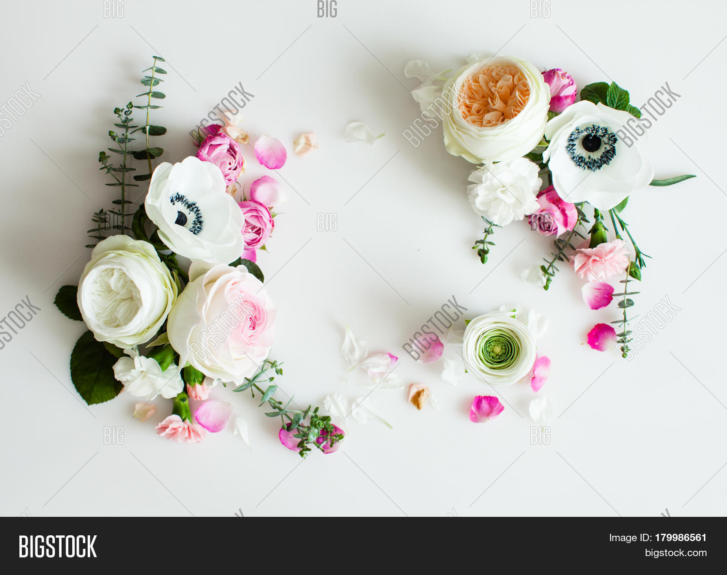 Floral Round Wedding Image & Photo (Free Trial) | Bigstock
