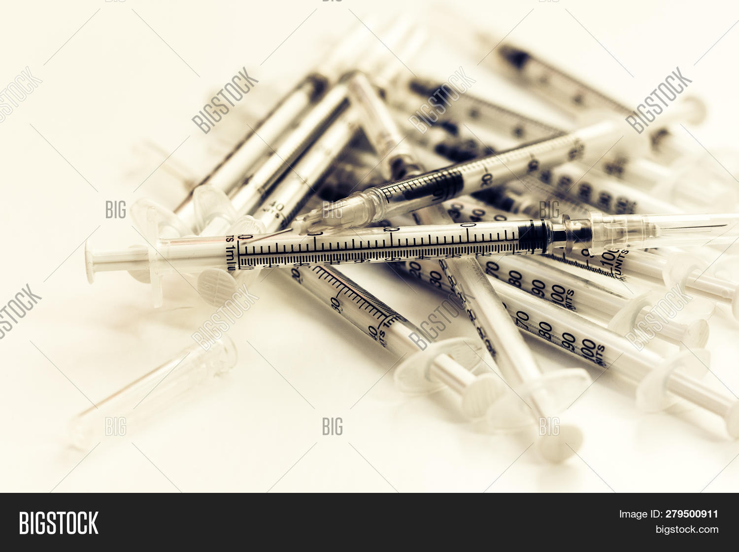 Pile Medical Syringes Image & Photo (Free Trial) | Bigstock