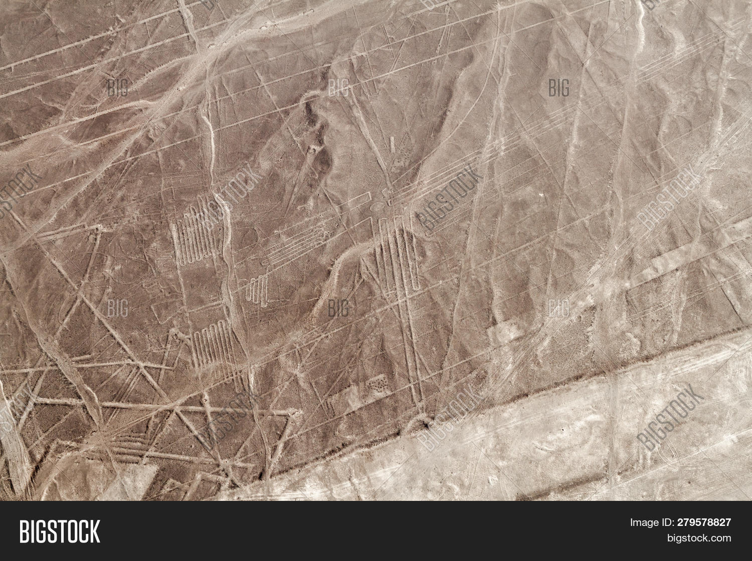 Aerial View Geoglyphs Image & Photo (Free Trial) | Bigstock