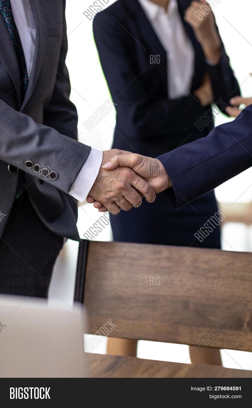 Handshake Business Image & Photo (Free Trial) | Bigstock