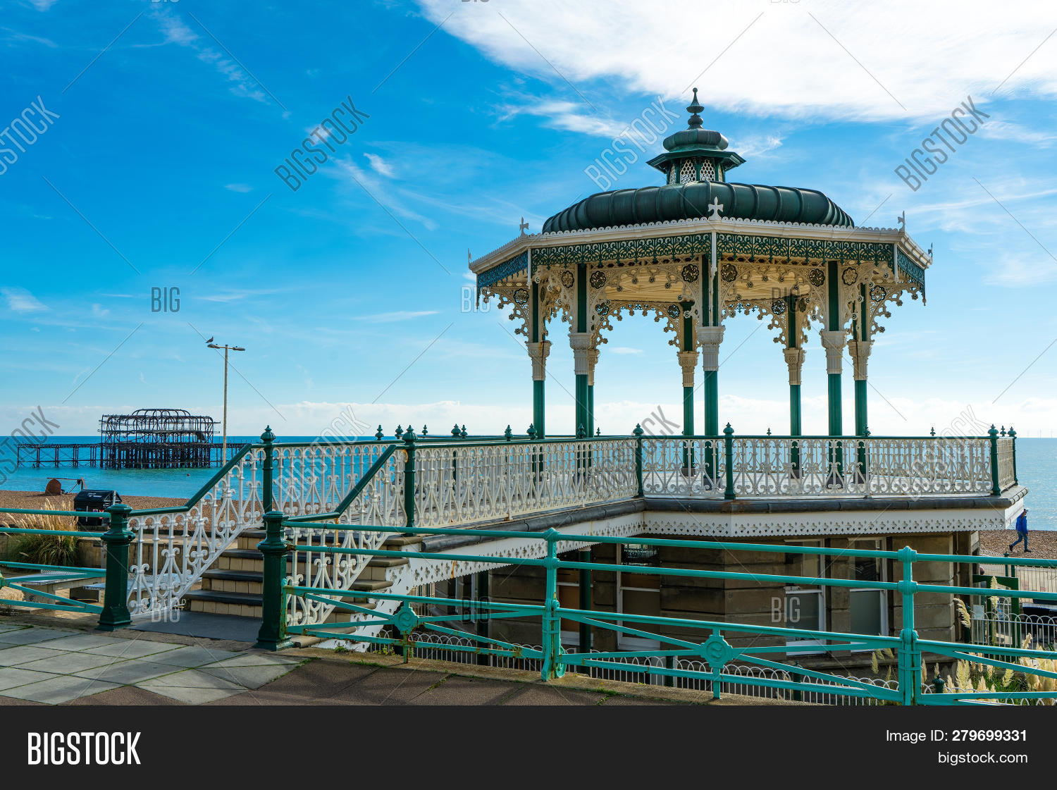 Brighton Pier Beach Image & Photo (Free Trial) | Bigstock