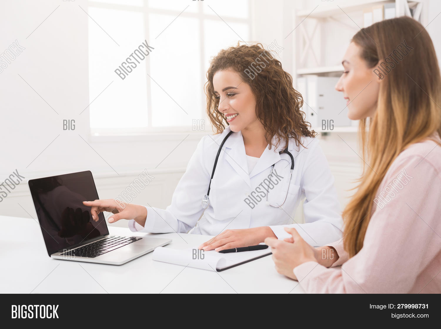 Female Doctor Using Image & Photo (Free Trial) | Bigstock