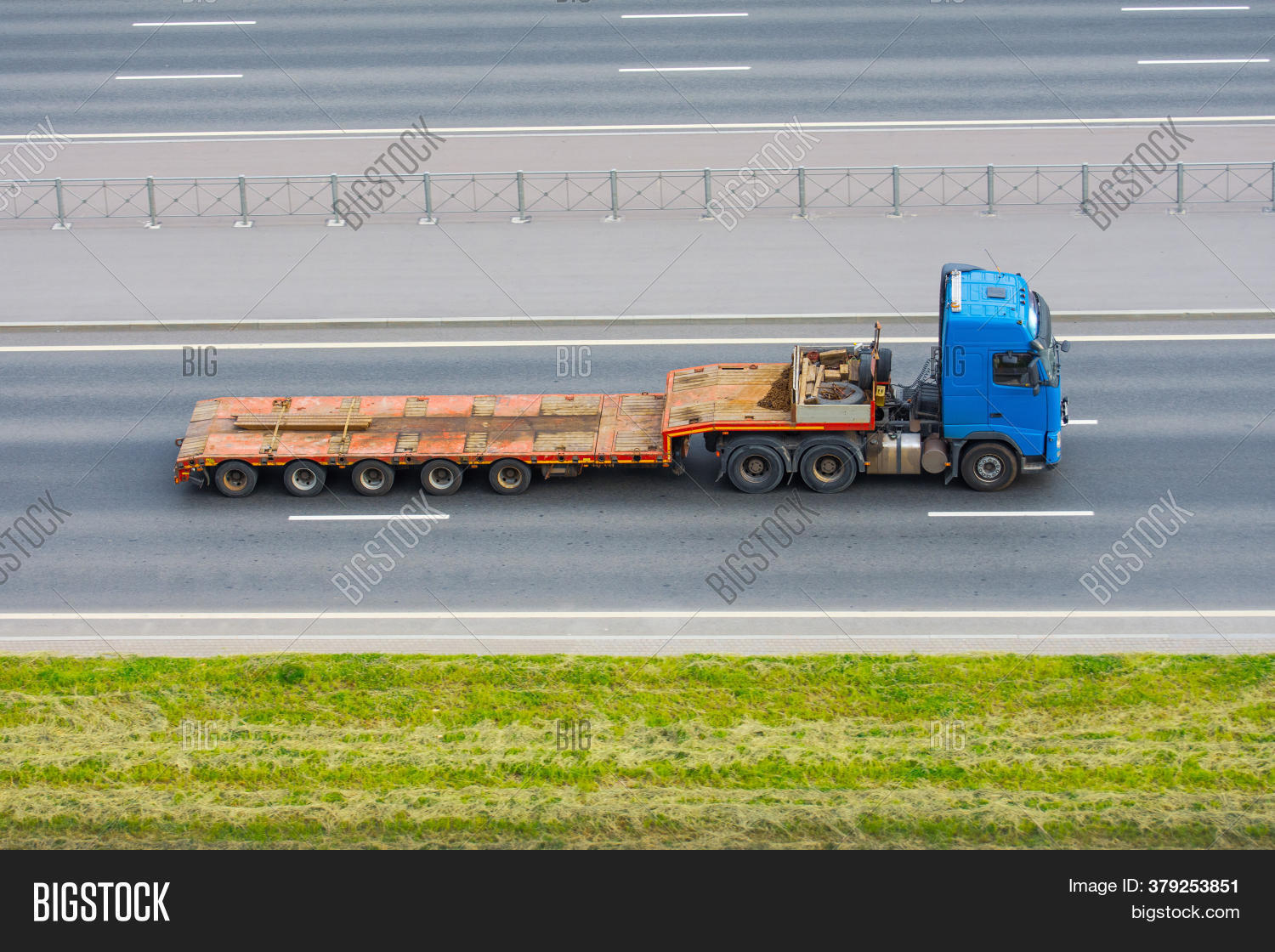 Truck Trailer Empty Image & Photo (Free Trial) | Bigstock