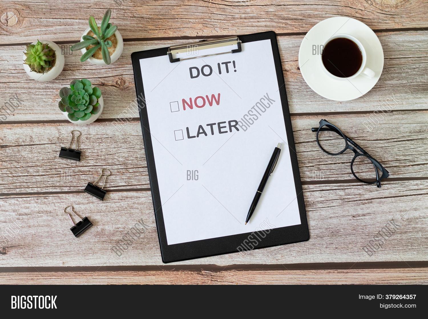Office Desk Motivation Image & Photo (Free Trial) | Bigstock