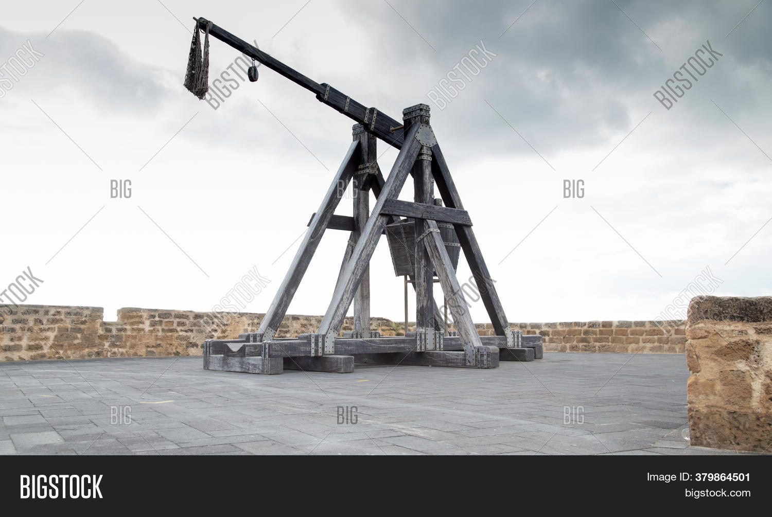 Ancient Catapult Image & Photo (Free Trial) | Bigstock