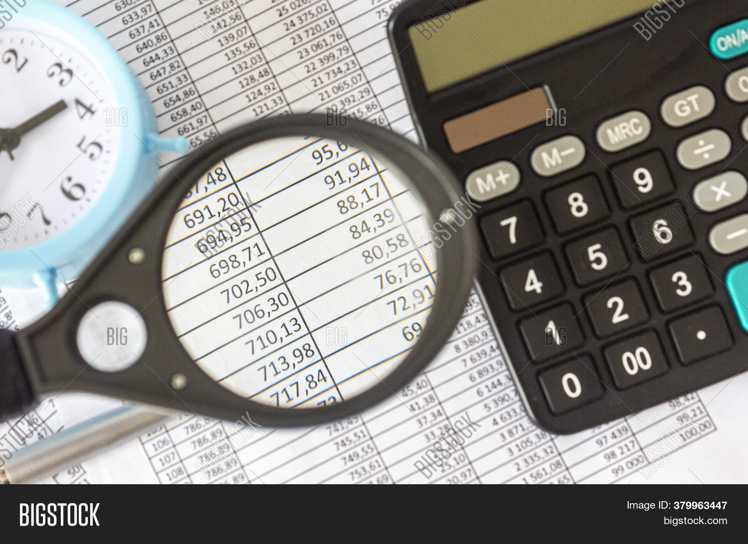 Magnifying Glass Image & Photo (Free Trial) | Bigstock