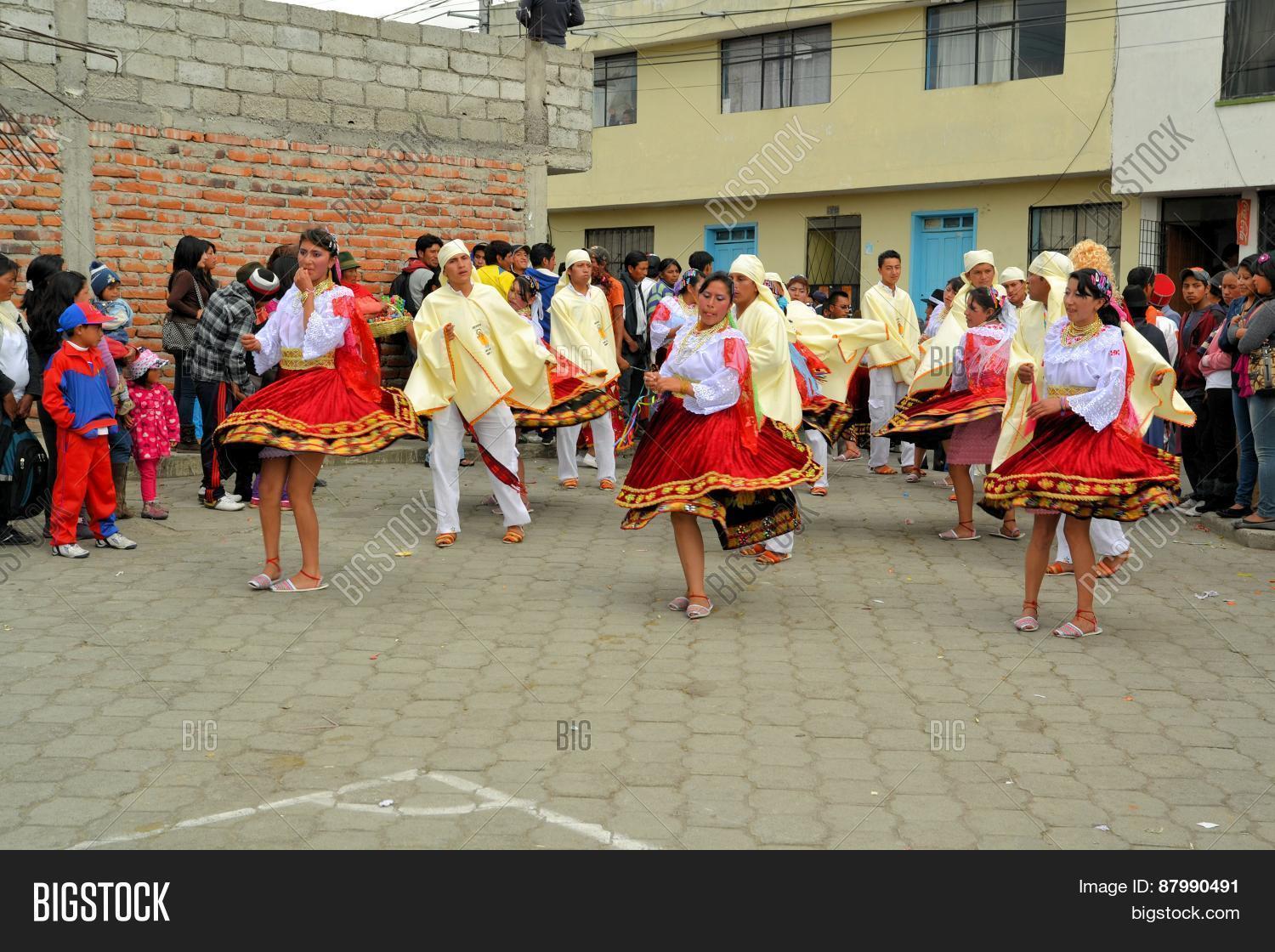 Latacunga, Ecuador 01 Image & Photo (Free Trial) | Bigstock