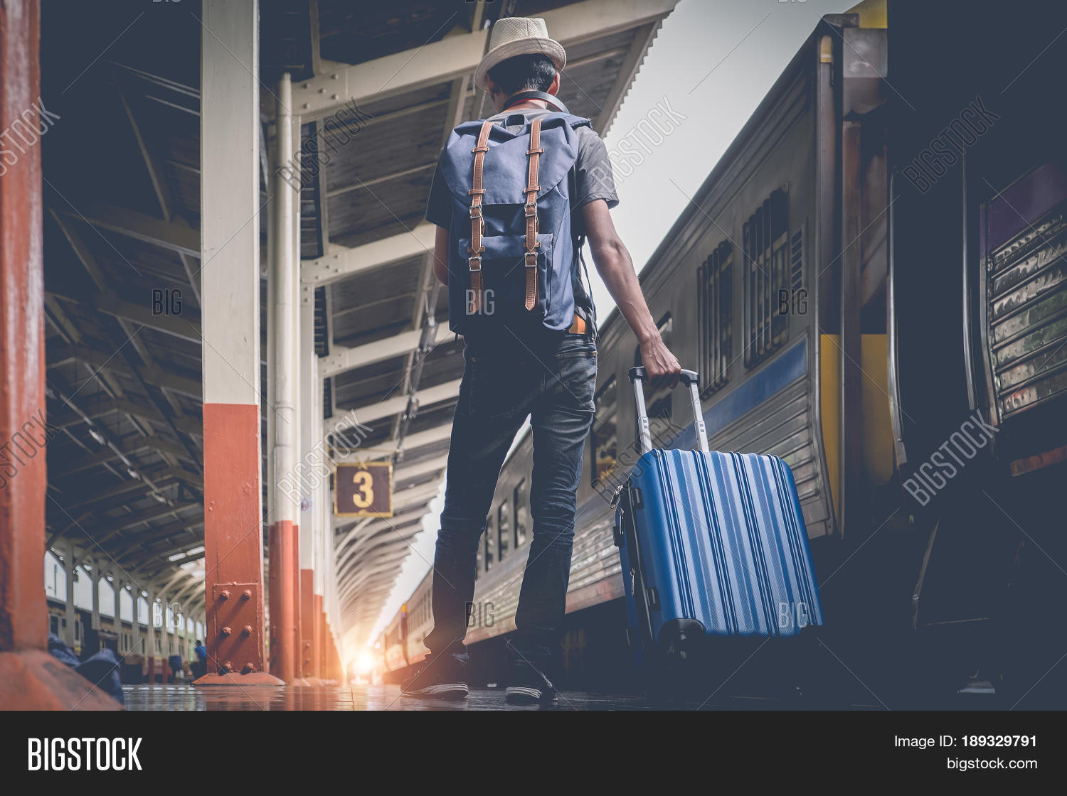 Enjoying Travel. Young Image & Photo (Free Trial) | Bigstock