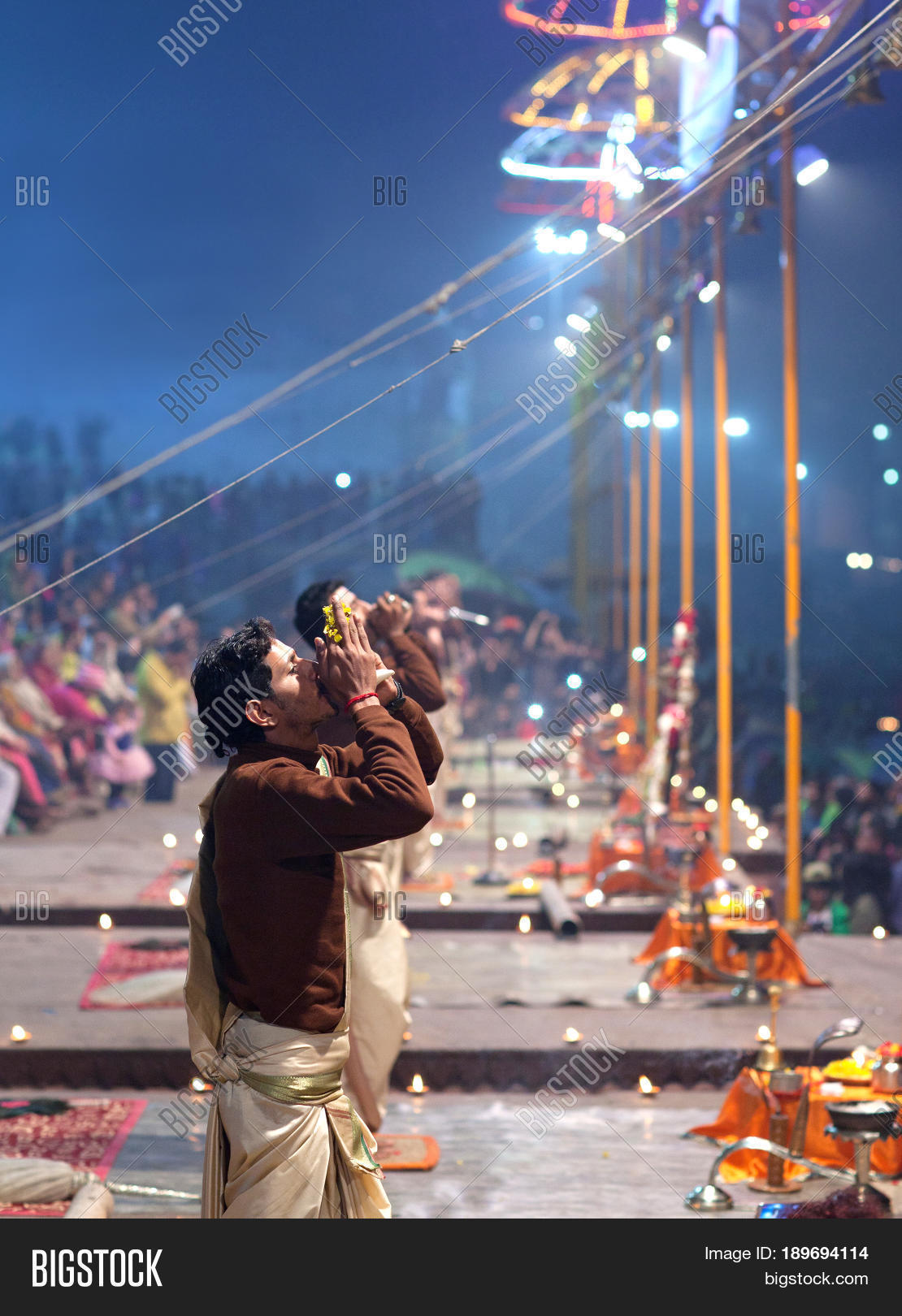 Ganga Maha Aarti Image & Photo (Free Trial) | Bigstock