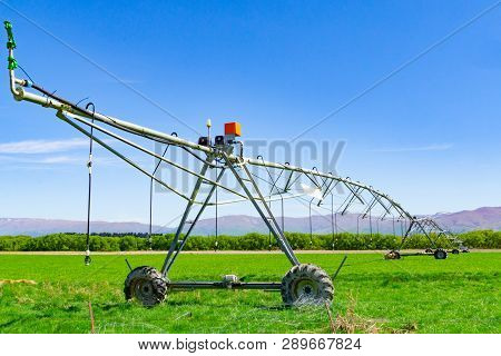 Large Centre Pivot Image & Photo (Free Trial) | Bigstock