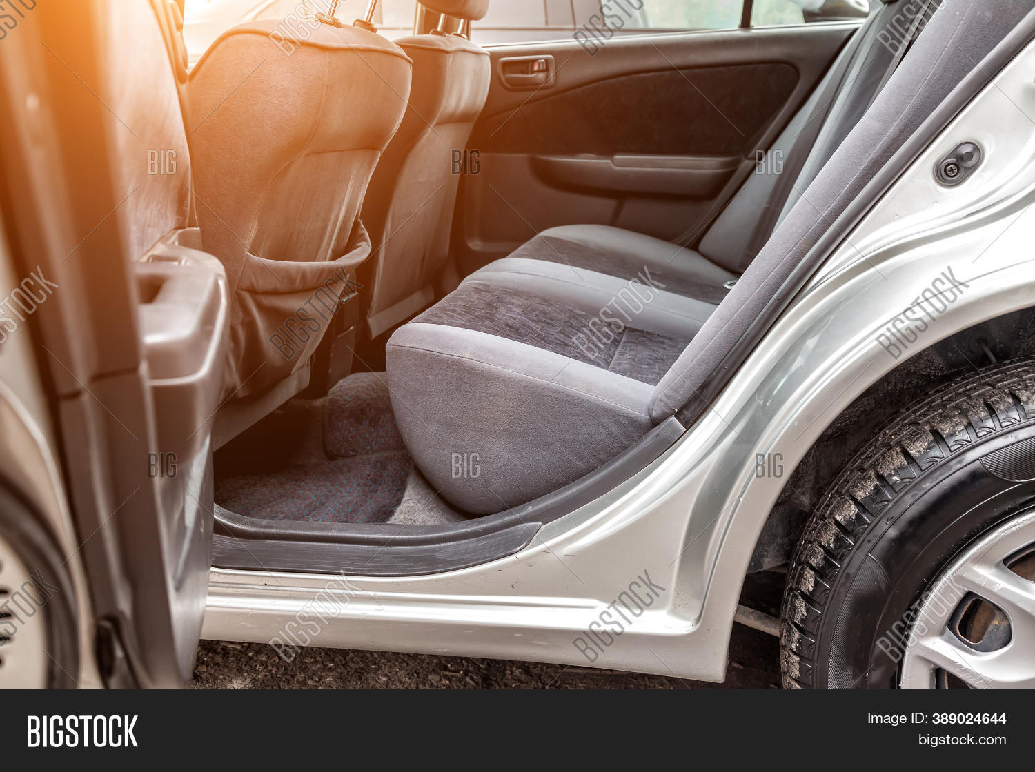 Row Passenger Rear Image & Photo (Free Trial) | Bigstock