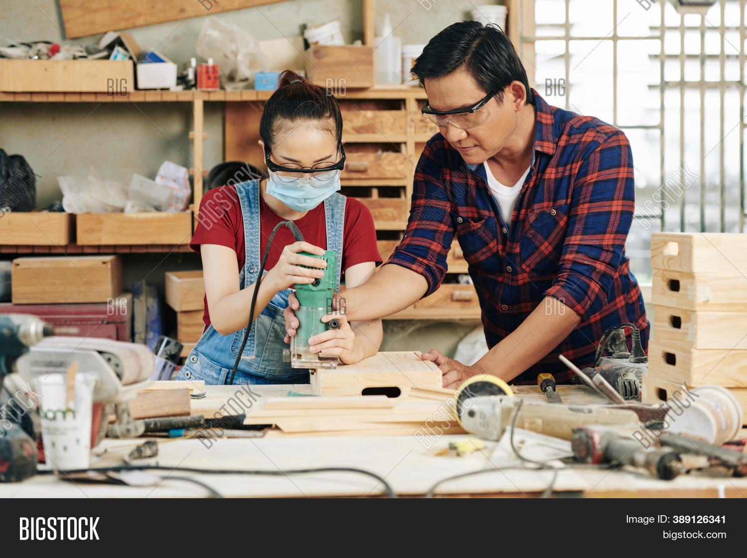 Experienced Carpenter Image & Photo (Free Trial) | Bigstock